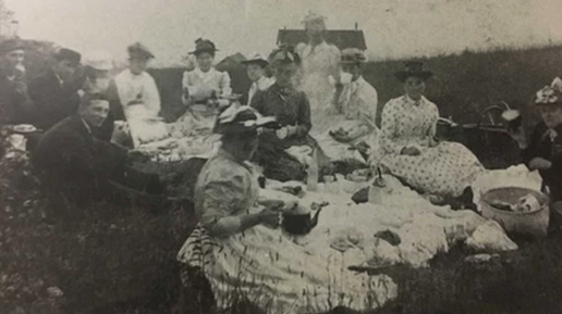 1886 - The History of Little Bay